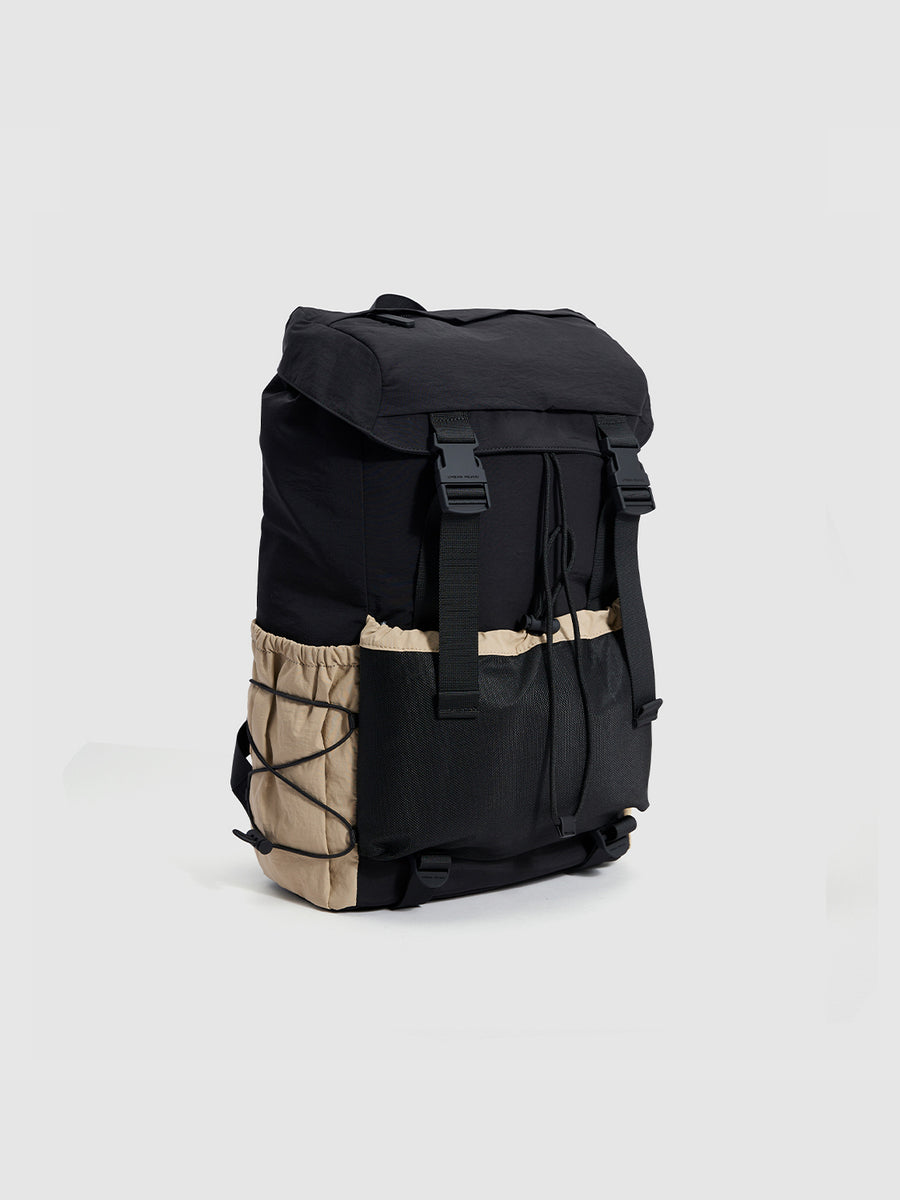 Double Buckled Backpack – URBAN REVIVO