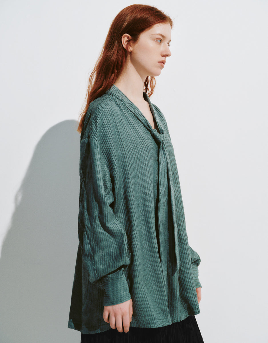 Keyhole Neck Oversized Blouse – URBAN REVIVO