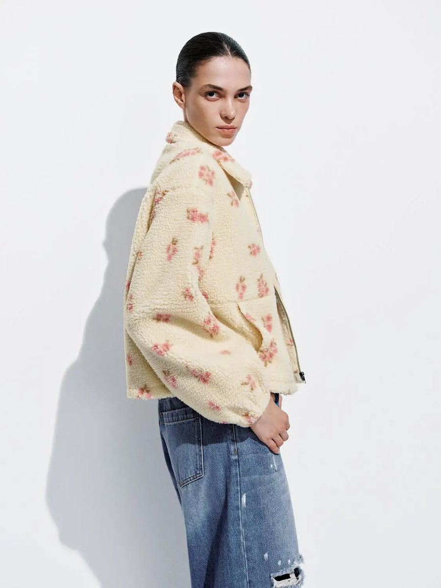 Spotted Print Fluffy Jackets – URBAN REVIVO